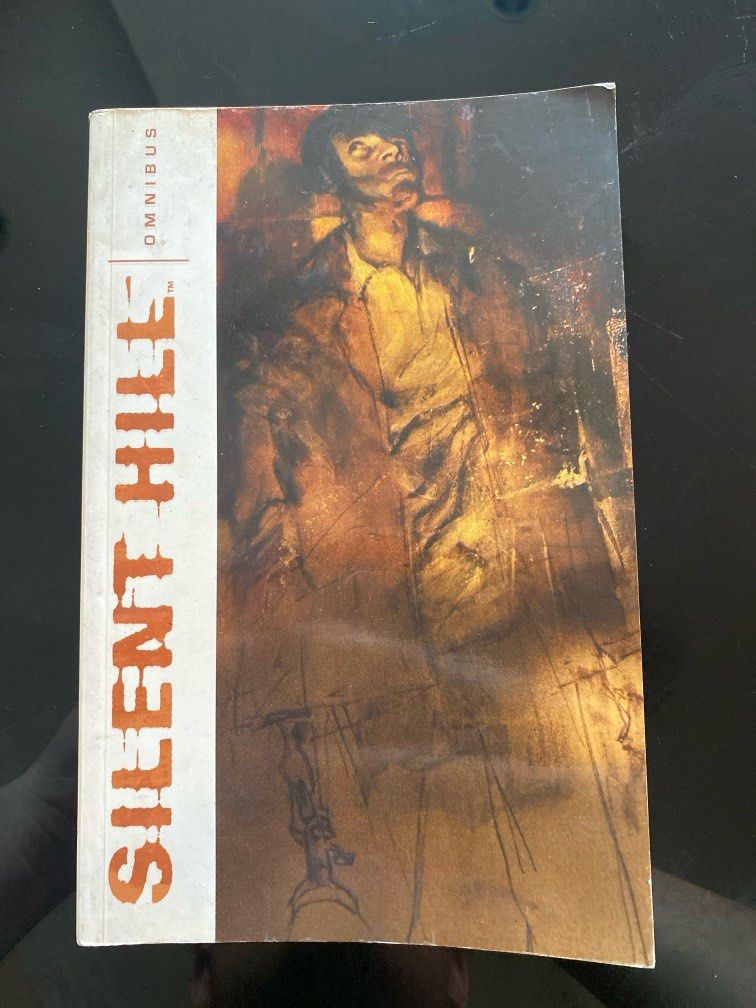 Silent Hill Omnibus, Hobbies & Toys, Books & Magazines, Comics & Manga ...