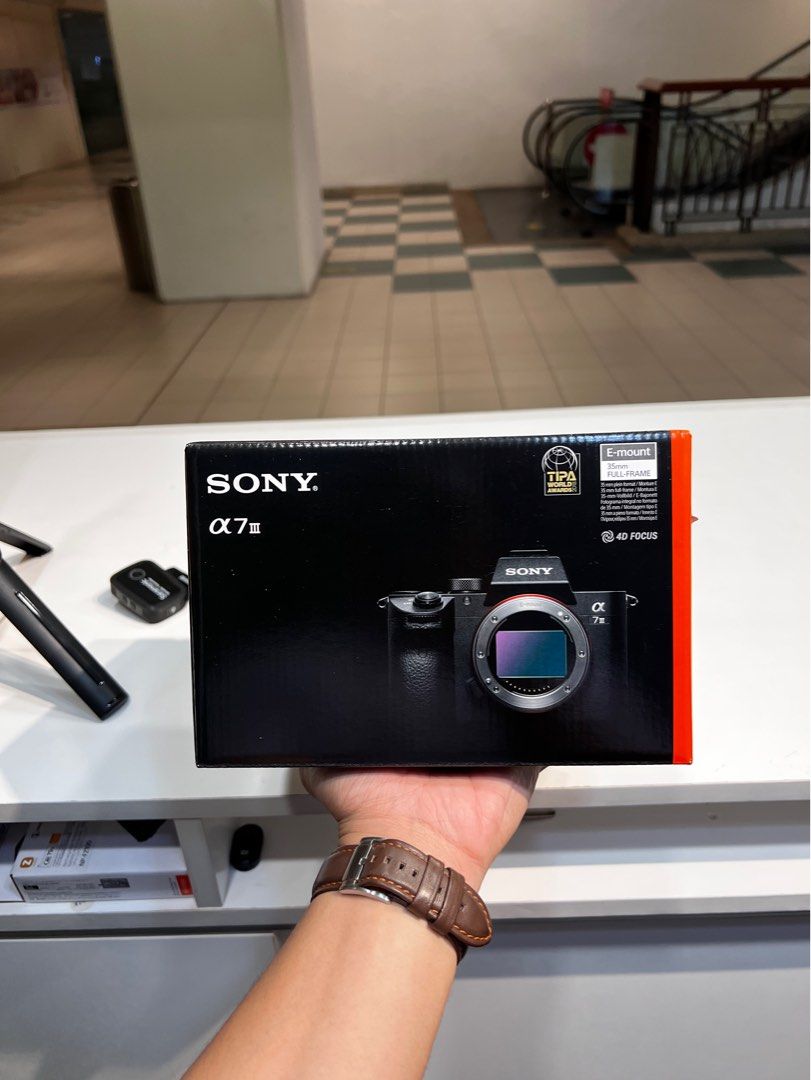 SONY A7 III NEW, Photography, Cameras on Carousell