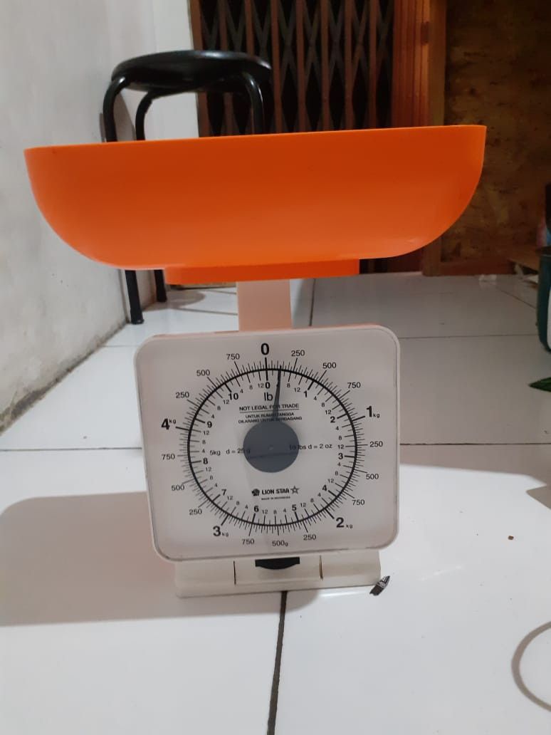Timbangan, Kitchen & Appliances di Carousell