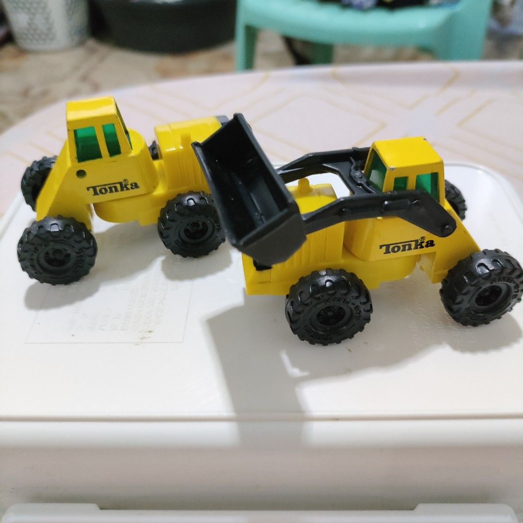 Tonka Yellow Front End Loader and Yellow Tractor Vintage 1992 ...
