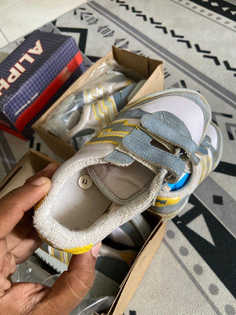 vintage malaysia aliph, Men's Fashion, Footwear, Sneakers on Carousell