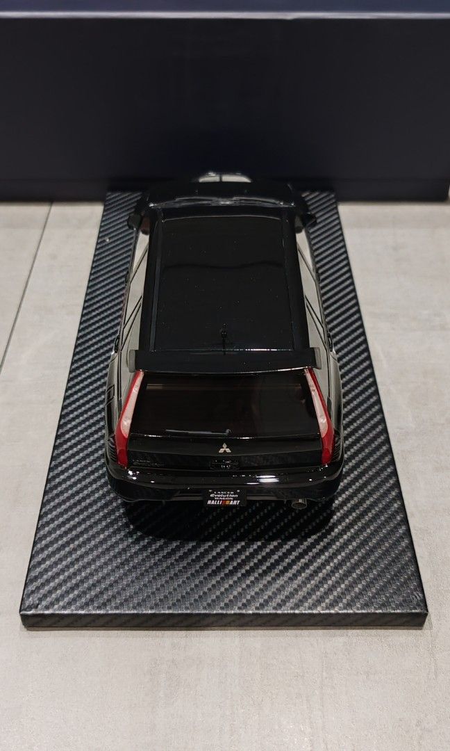 1/18 Realwin Mitsubishi Lancer Evolution 9 Ralliart Wagon CT9A (Black ...