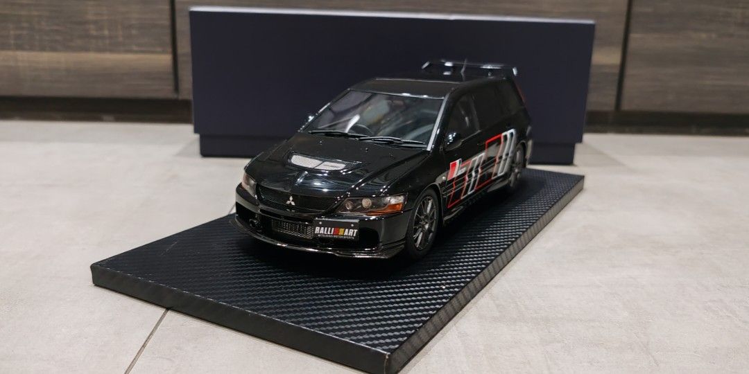 1/18 Realwin Mitsubishi Lancer Evolution 9 Ralliart Wagon CT9A (Black ...