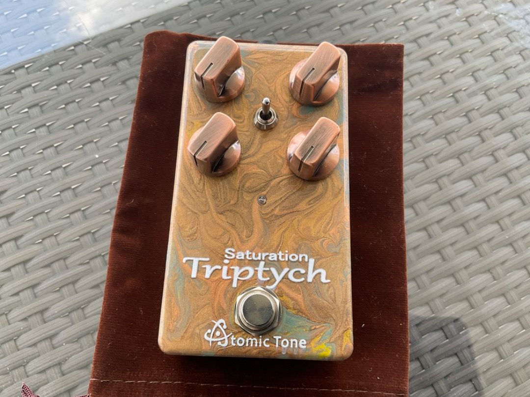 Atomic Tone Saturation Tryptich Custom Paint, Hobbies & Toys, Music ...