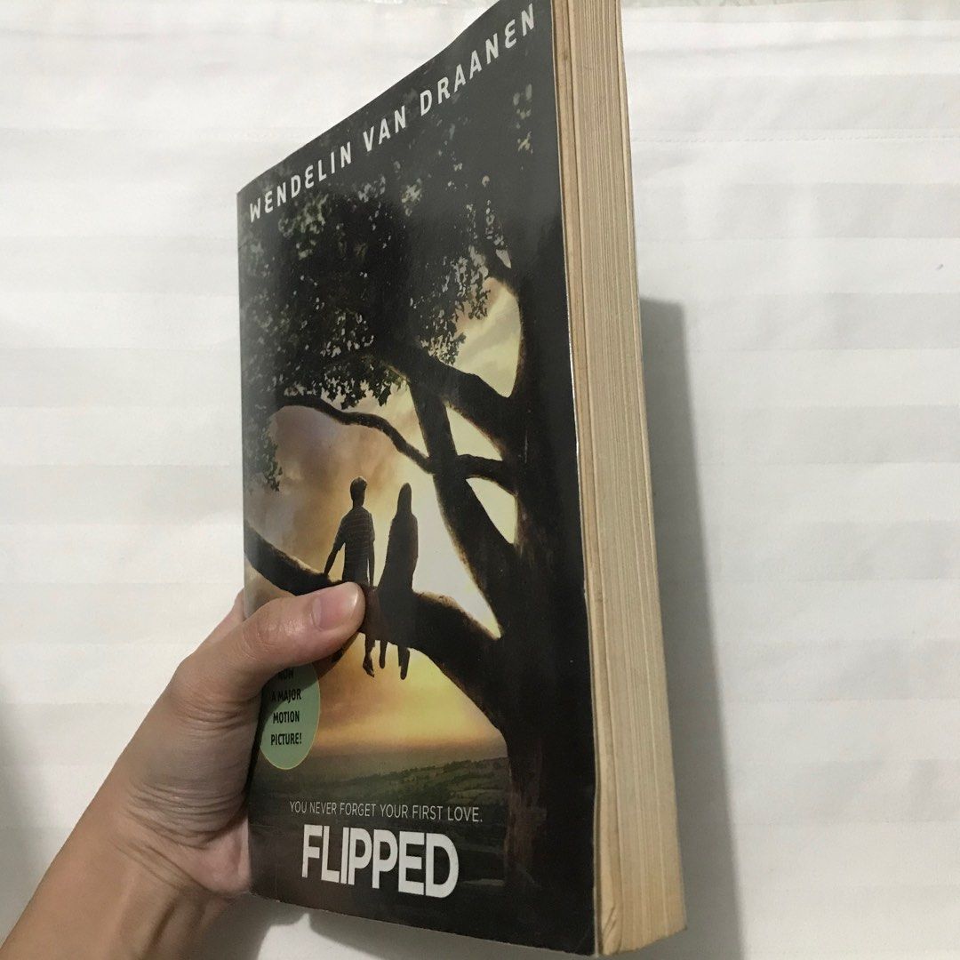 Flipped by Wendelin Van Draanen, Hobbies & Toys, Books & Magazines ...