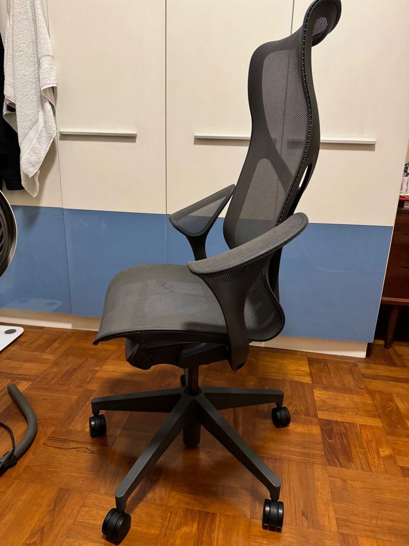 [FREE DELIVERY]: Herman Miller Cosm High Back graphite with receipt ...
