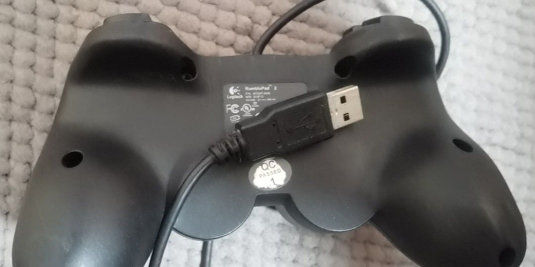 Logitech Rumble Pad 2 controller(PC), Video Gaming, Gaming Accessories ...