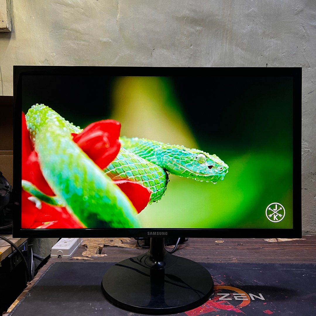 MONITOR: SAMSUNG 22 inches PLS Panel Monitor, Computers & Tech, Parts ...