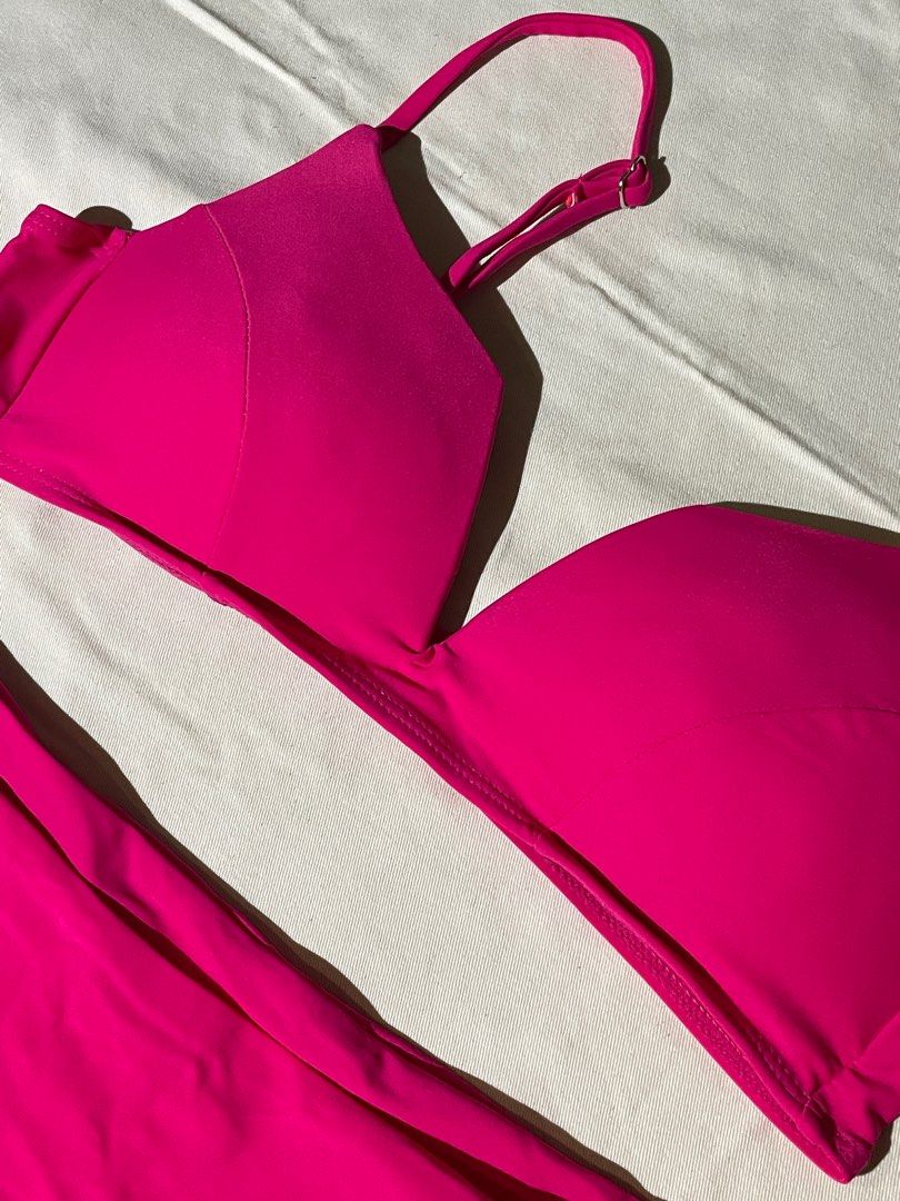 Padded bright pink bikini, Women's Fashion, Swimwear, Bikinis ...
