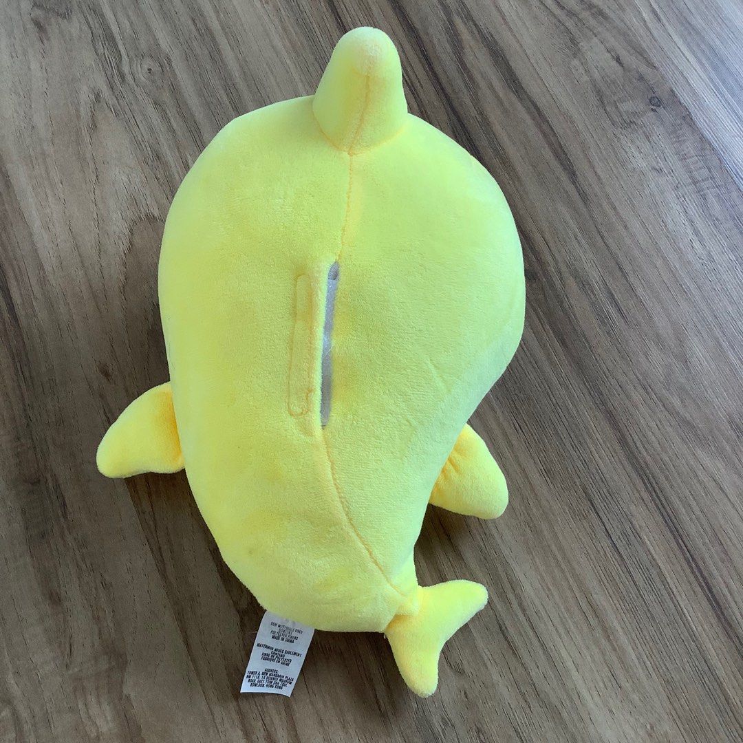 Pinkfong Baby Shark Plush Doll, Hobbies & Toys, Toys & Games on Carousell