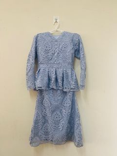 QISZAR BAJU RAYA, Women's Fashion, Muslimah Fashion, Baju Kurung & sets ...