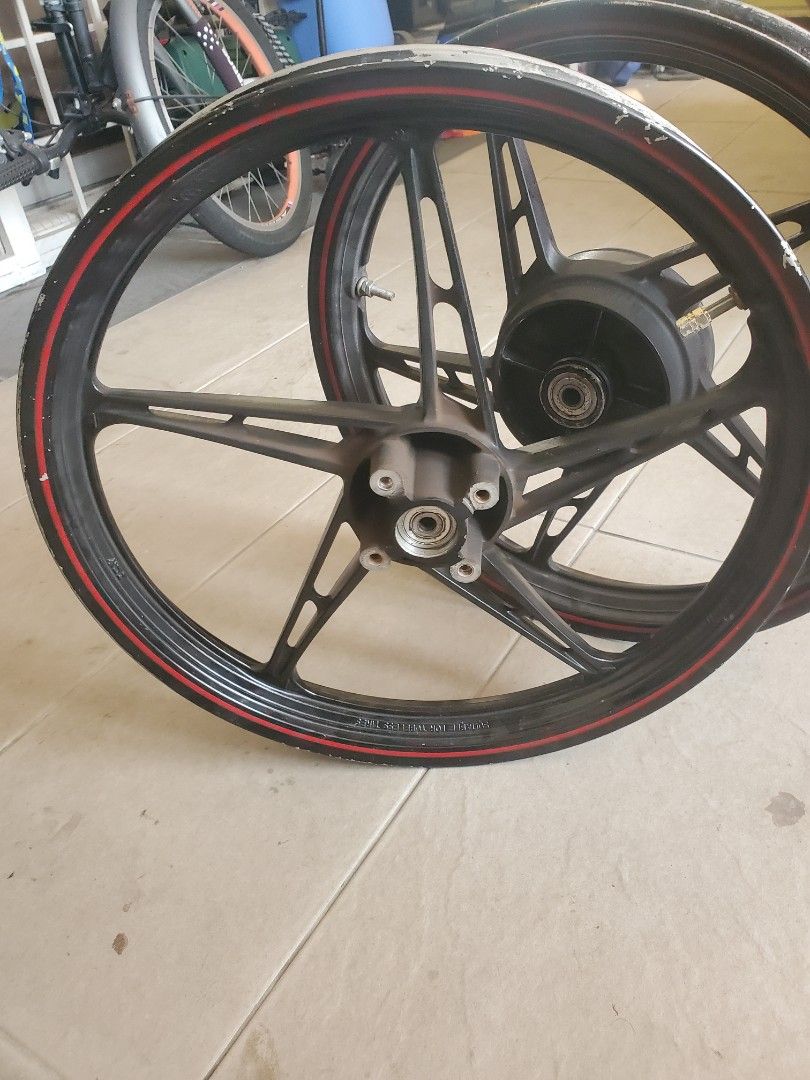 Rim Yamaha Lc original, Motorbikes on Carousell