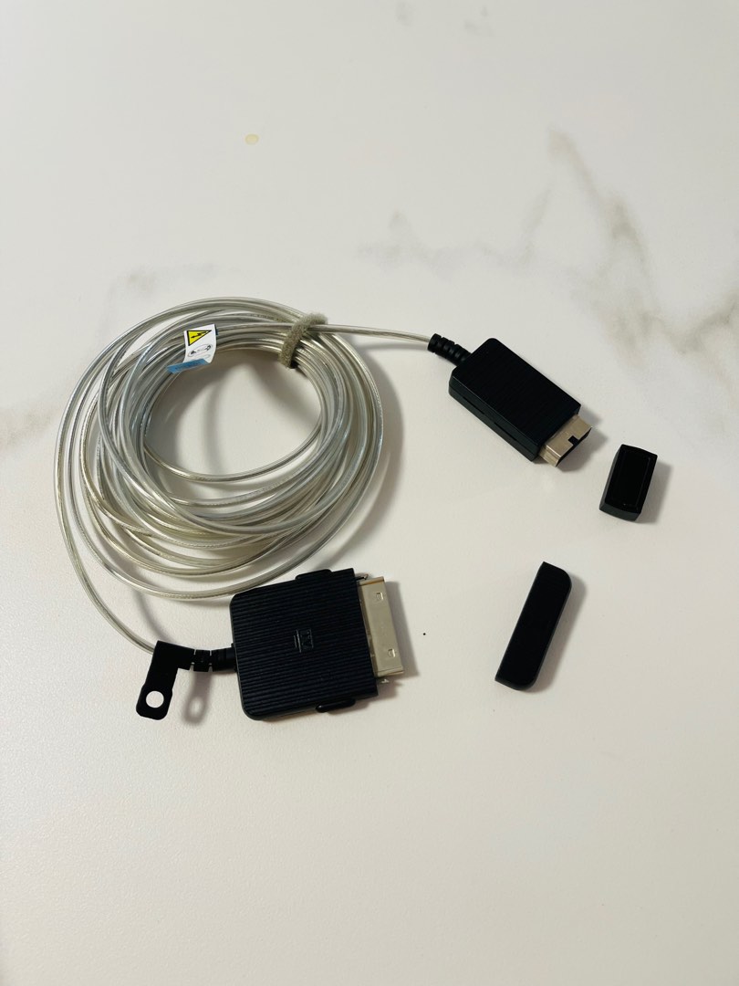 Samsung one connect cable, TV & Home Appliances, TV & Entertainment, TV ...