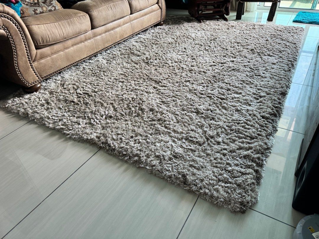 Shaggy rag carpet rug, Furniture & Home Living, Home Decor, Carpets ...