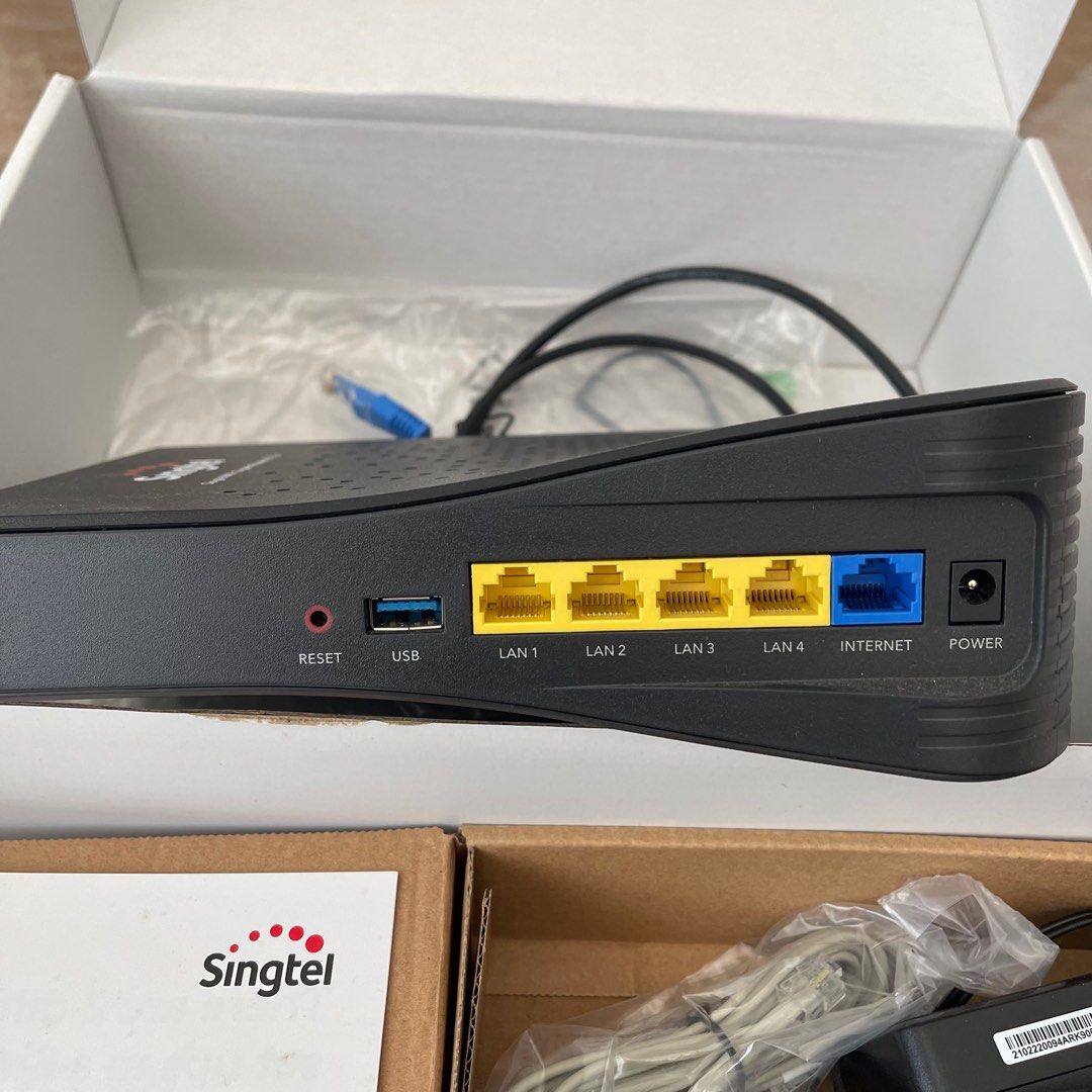 Singtel Router Set, Computers & Tech, Parts & Accessories, Networking ...