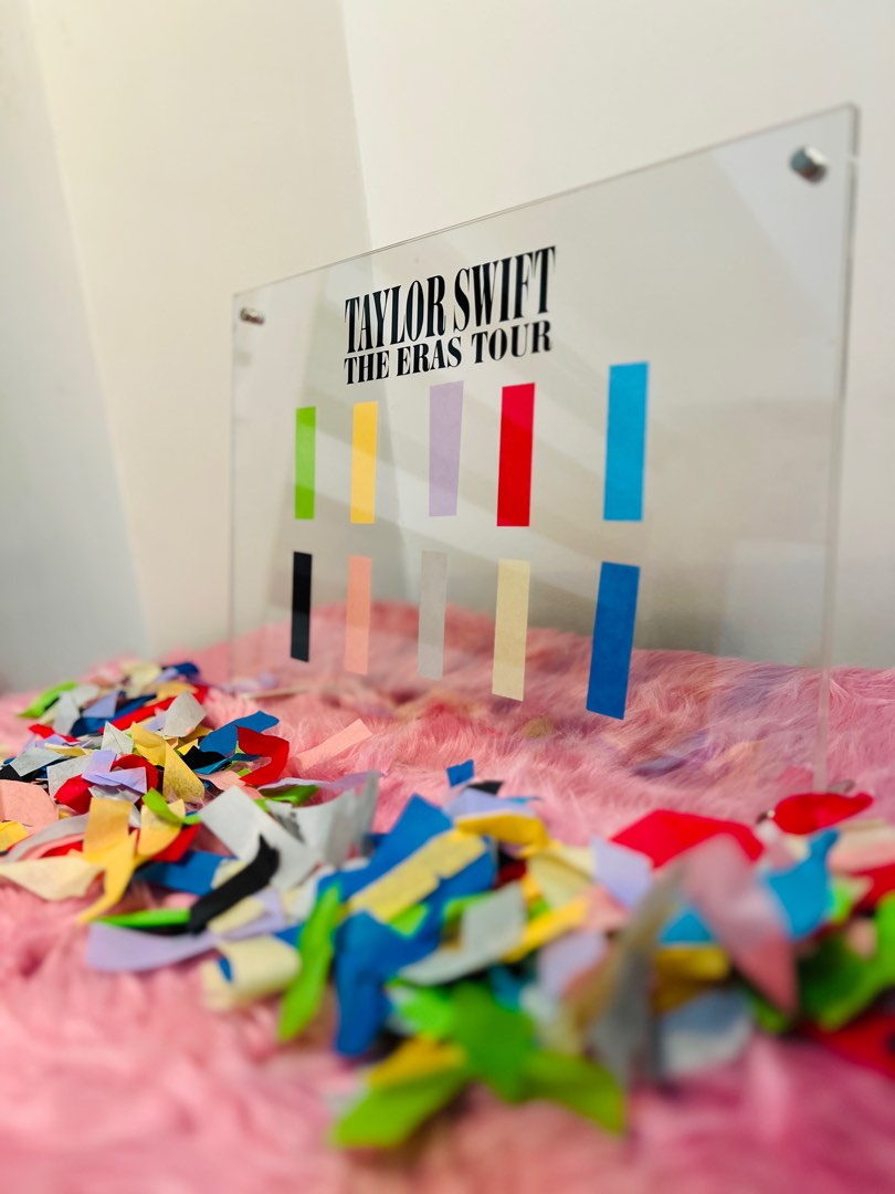 Taylor Swift confetti Frame, Hobbies & Toys, Memorabilia & Collectibles ...