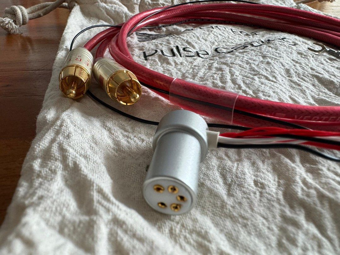 Vertere Redline tonearm cable RCA, 1.15m, Audio, Other Audio Equipment on Carousell