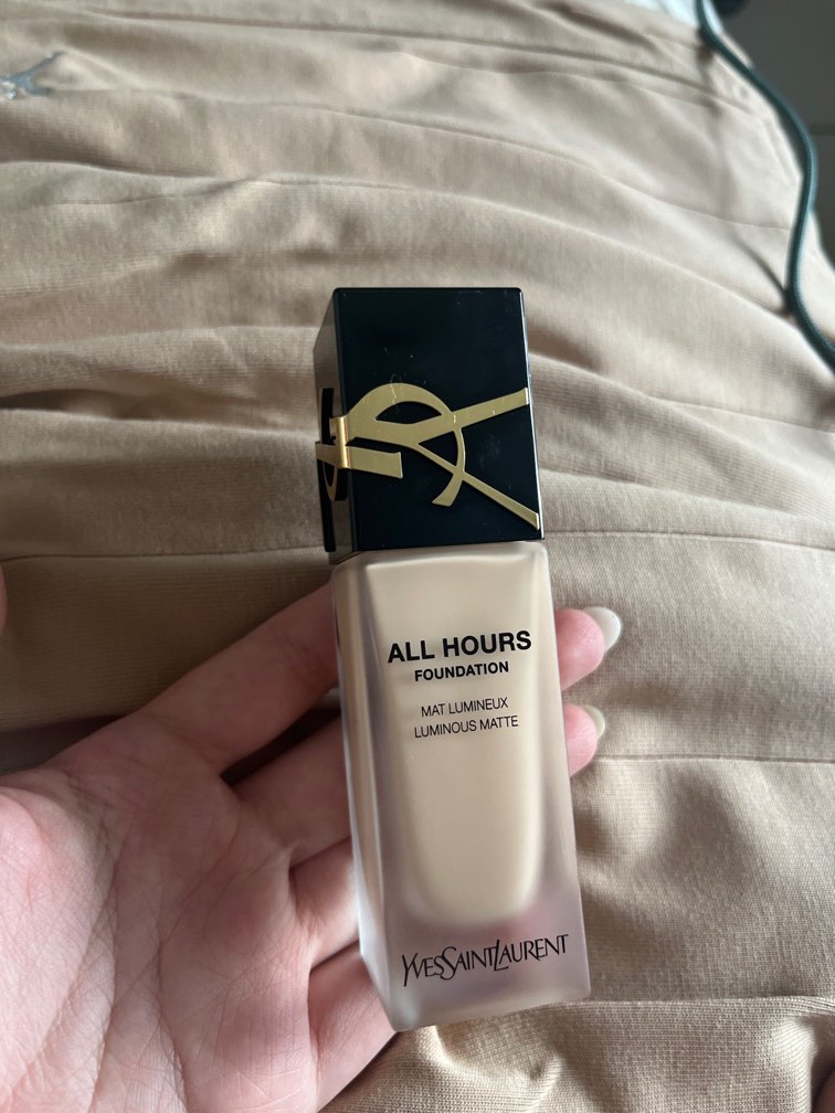 YSL all hours foundation LN1, 美容＆個人護理, 健康及美容 - 皮膚護理, 化妝品 - Carousell