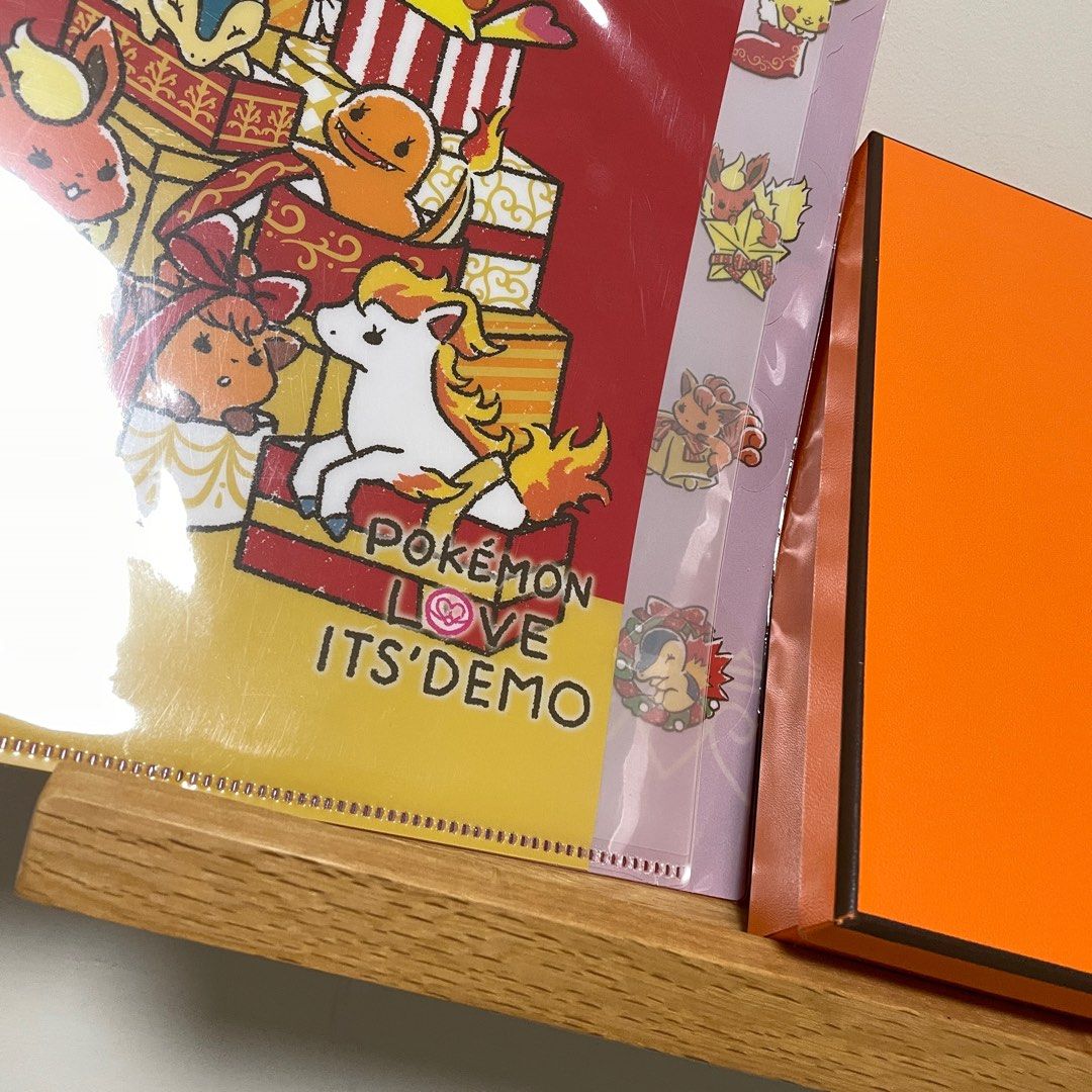正版 寶可夢 資料夾 Pokémon Shopro it’s demo, 哩哩扣扣, 其他在旋轉拍賣