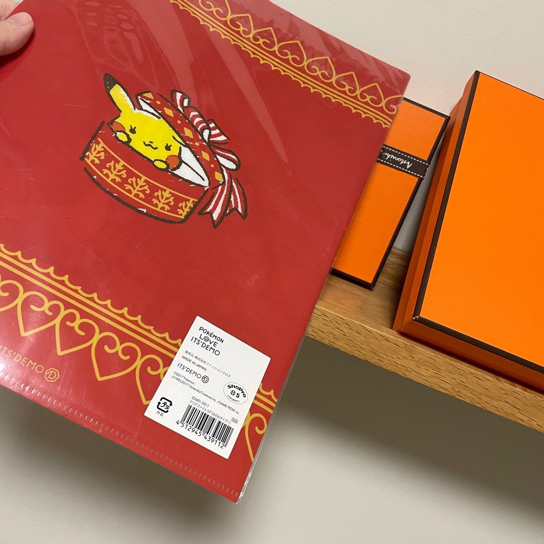 正版 寶可夢 資料夾 Pokémon Shopro it’s demo, 哩哩扣扣, 其他在旋轉拍賣