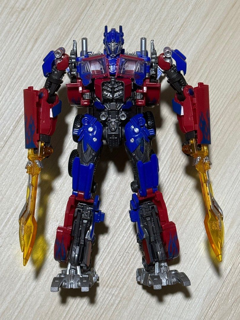 baiwei transformers optimus prime, Hobbies & Toys, Toys & Games on ...