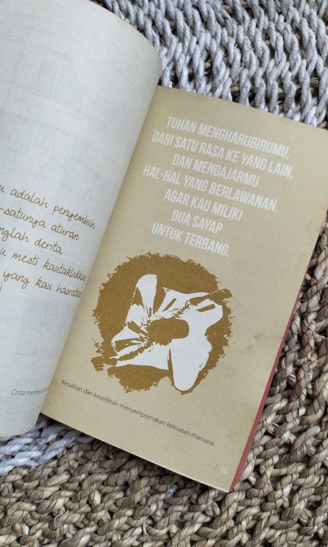 Belajar Hidup dari Rumi, Buku & Alat Tulis, Buku di Carousell