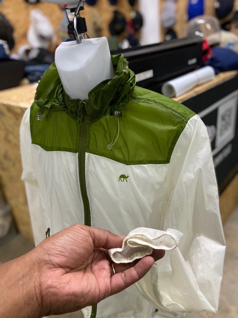 CAMEL WIND BREAKER SIZE PIT 20, Men's Fashion, Coats, Jackets and ...