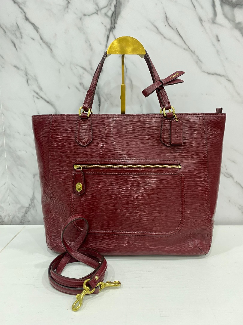 COACH PATENT LEATHER TWO WAY BAG, Luxury, Bags & Wallets on Carousell