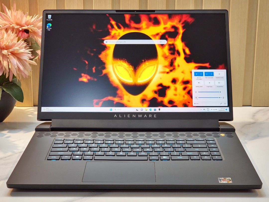 Dell Alienware M17 R5 AMD Ryzen 9 6900HX 16GB RAM 1TB SSD RTX 3070TI ...