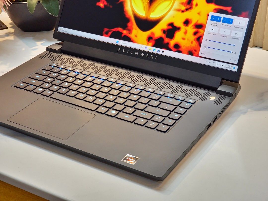 Dell Alienware M17 R5 AMD Ryzen 9 6900HX 16GB RAM 1TB SSD RTX 3070TI ...