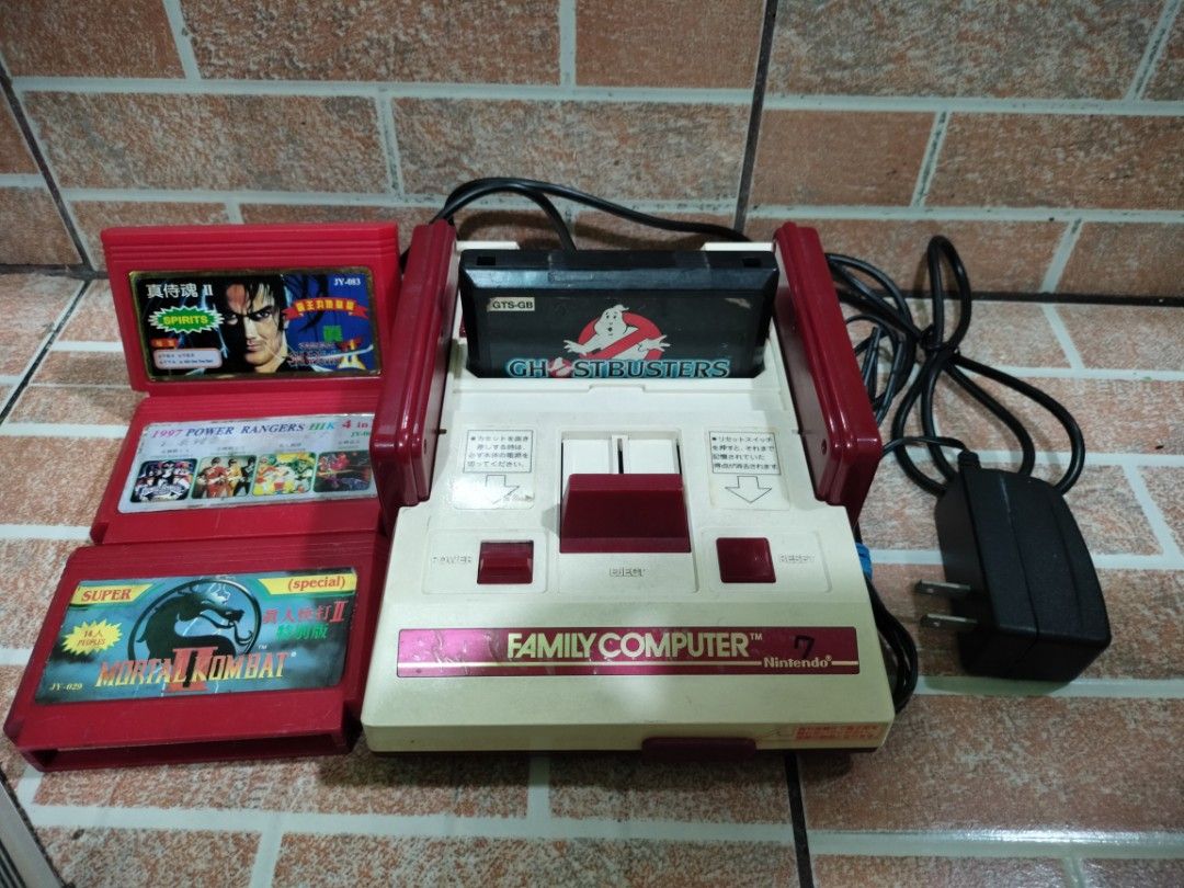 Family computer original (working), Video Gaming, Video Games, Nintendo ...