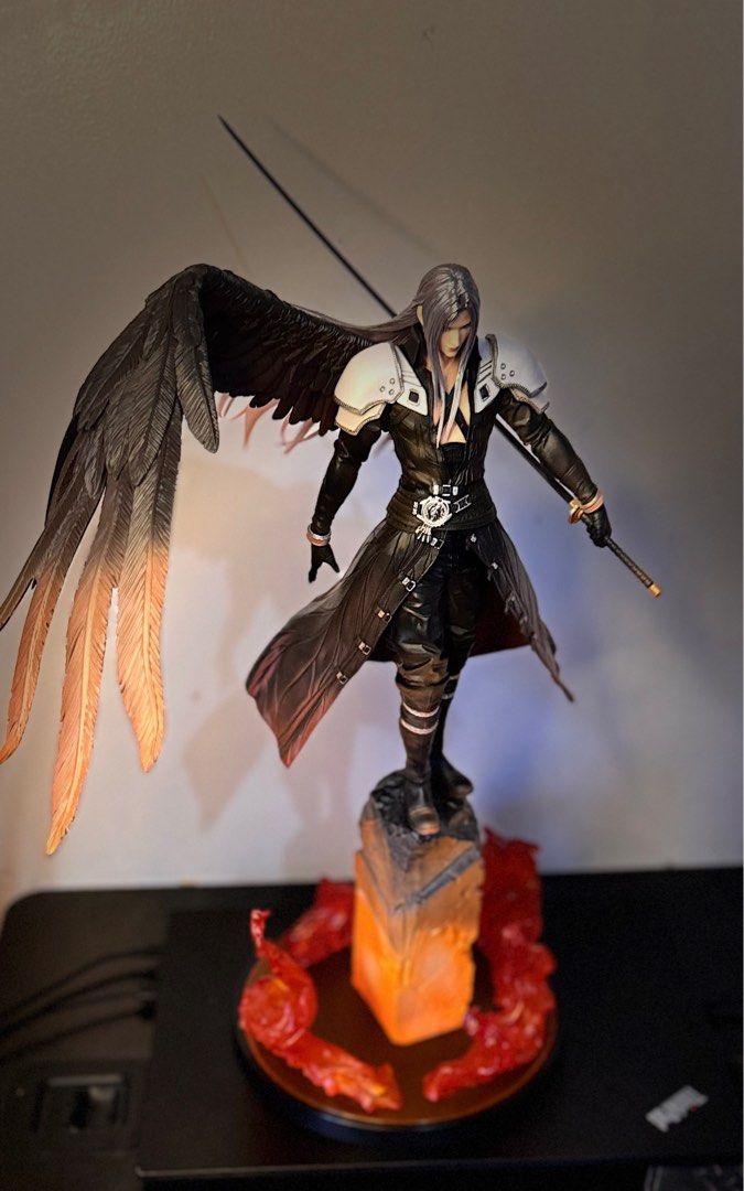 Final Fantasy VII Rebirth - Sephiroth Statue, Hobbies & Toys ...