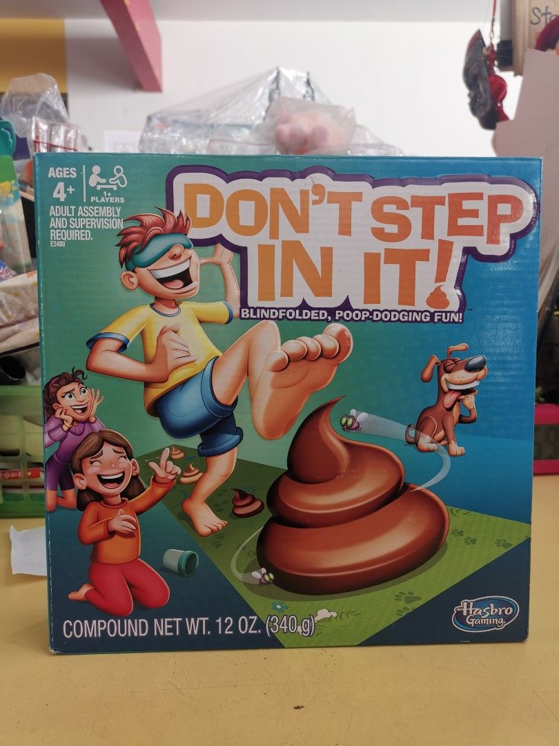 Hasbro Gaming DON'T STEP IN IT Family Party Game, Hobbies & Toys, Toys ...