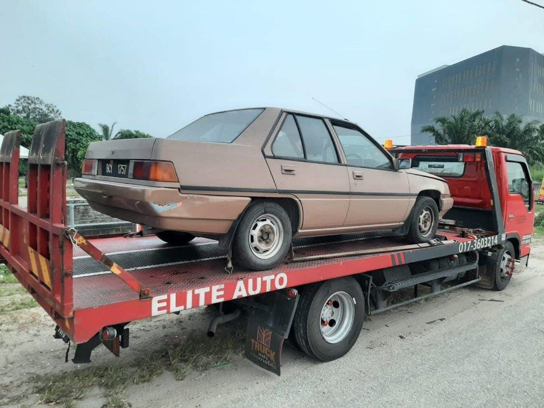 MEMBELI KERETA TERSADAI UNTUK BESI BURUK Looking For On Carousell