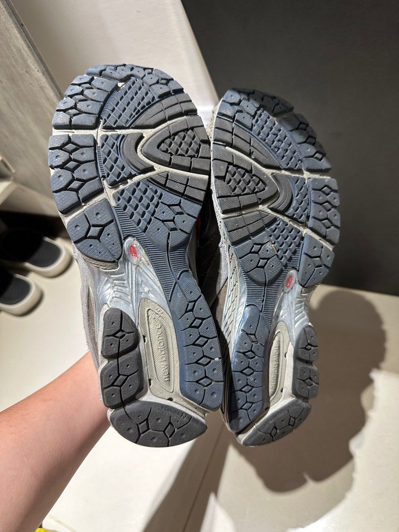 New Balance 2002 Rva, 他的時尚, 鞋類, 休閒鞋、涼鞋在旋轉拍賣