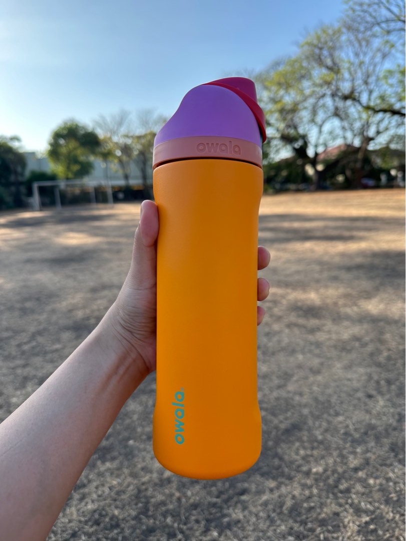 Owala Tropical 24oz, Furniture & Home Living, Kitchenware & Tableware ...