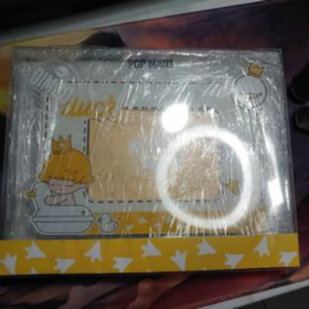 POPMART Dimoo Pets Vacation Series Acrylic Photo Frame, Hobbies & Toys ...