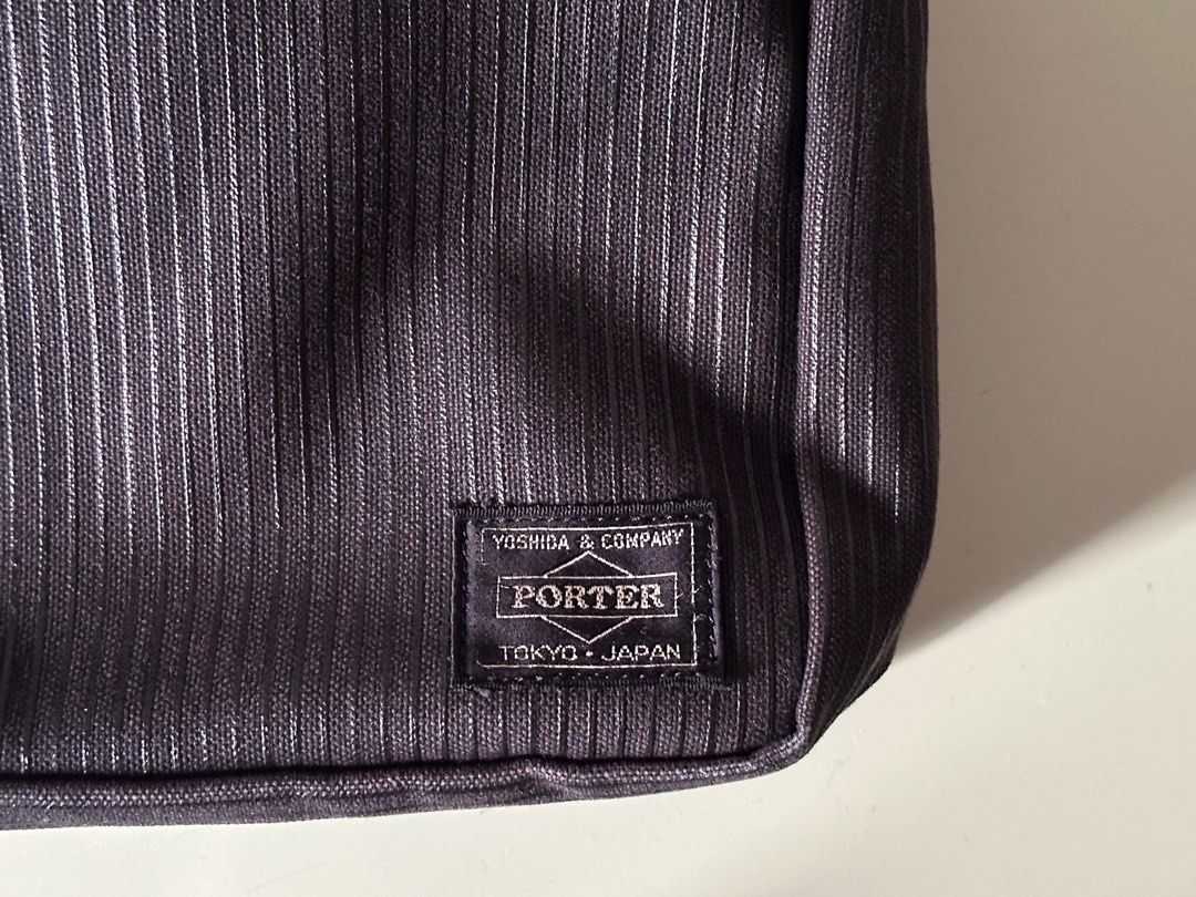 Porter Tokyo Japan Yoshida Co 斜孭袋 日本製造 Made in Japan, 名牌, 手袋及銀包 - Carousell