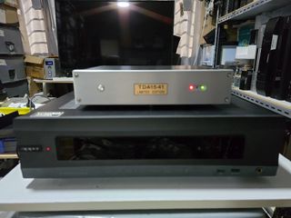 Teac D-500 DAC (TD 1541 S1 x2) 110V, Audio, Other Audio Equipment on ...