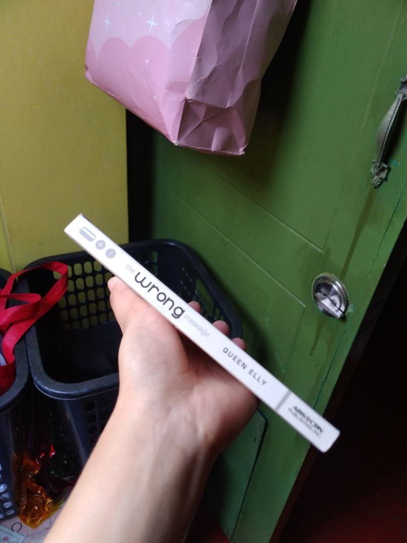 The Wrong Message, Hobbies & Toys, Books & Magazines, Fiction & Non ...