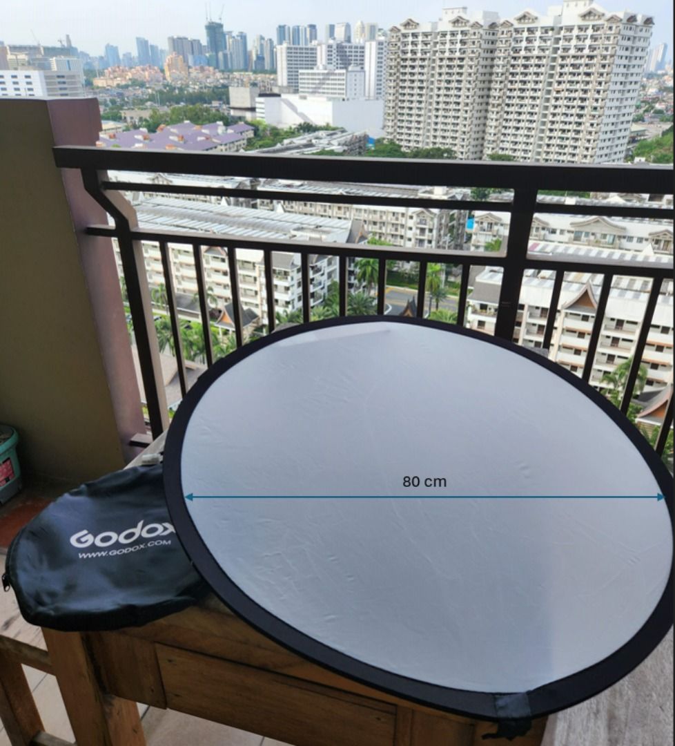 Three Different Godox Light Diffusers / Reflectors, Photography ...