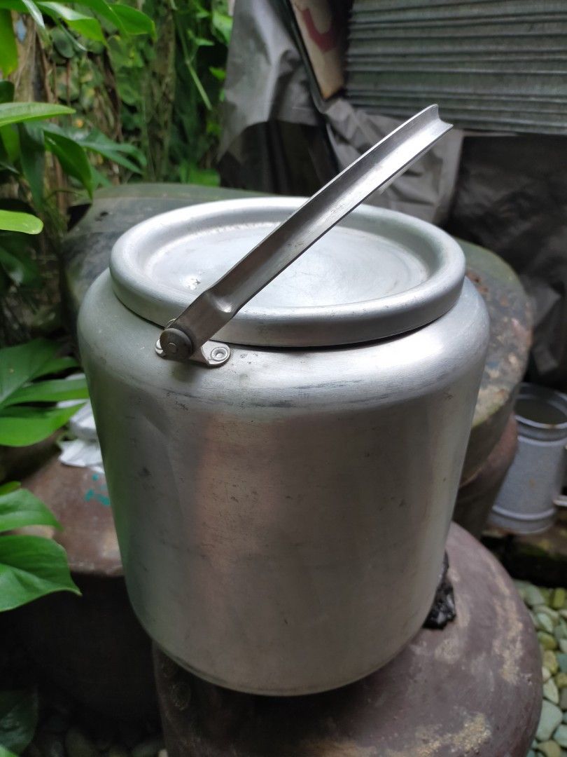 Vintage Dairy Milk Can Container 2 gallon, Antik, Pajangan di Carousell