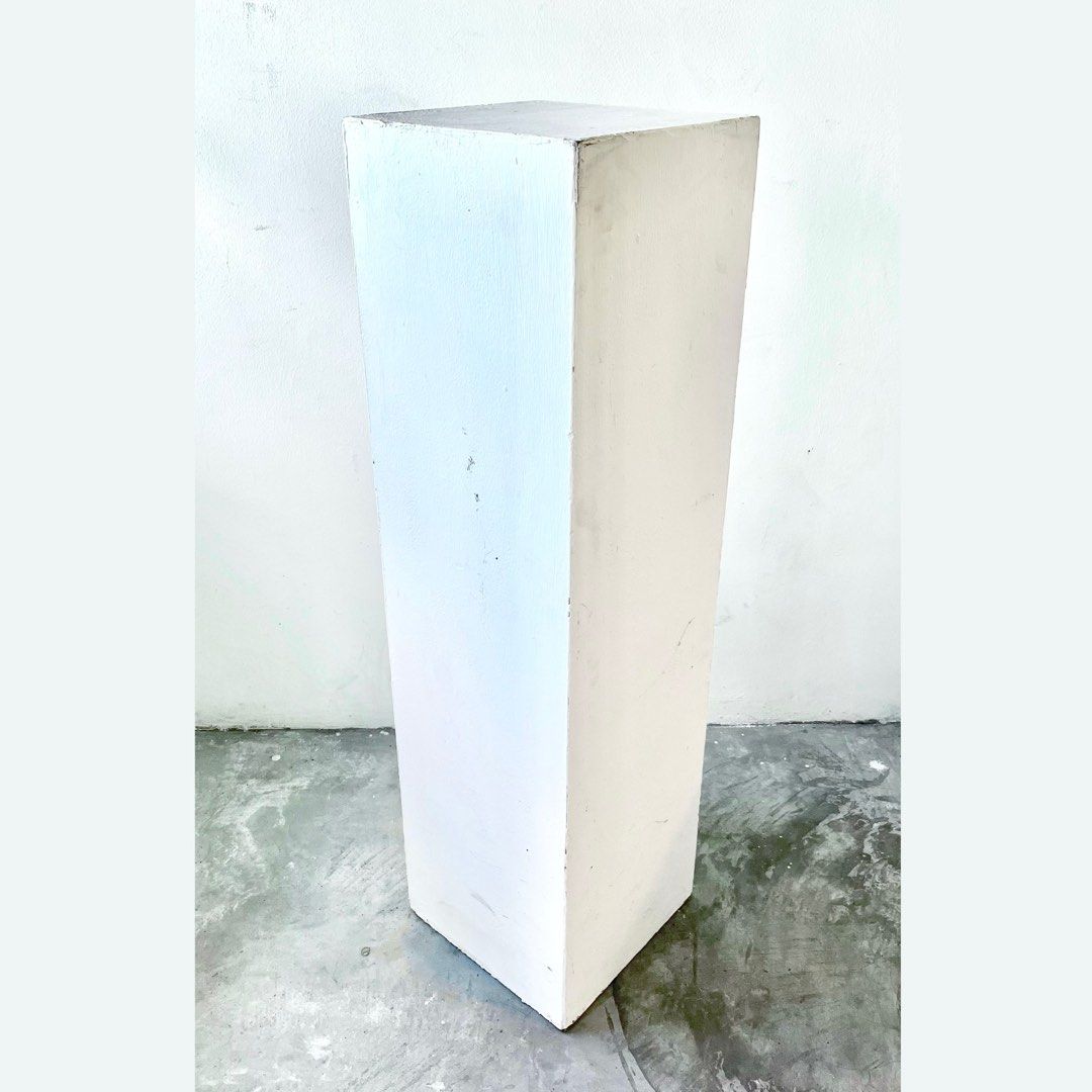 White pedestal stand pillar display square decor wedding walkway Raya ...