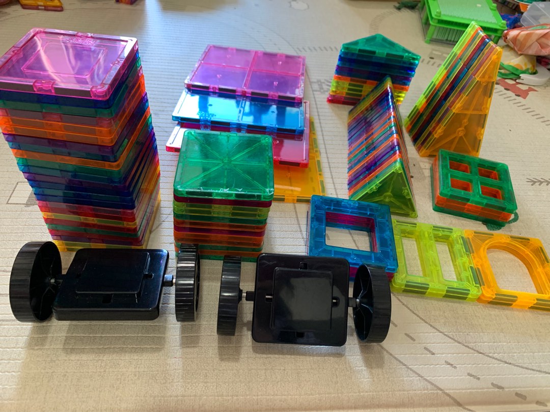 3D Magnetic Building Blocks with wheels, Hobbies & Toys, Toys & Games ...