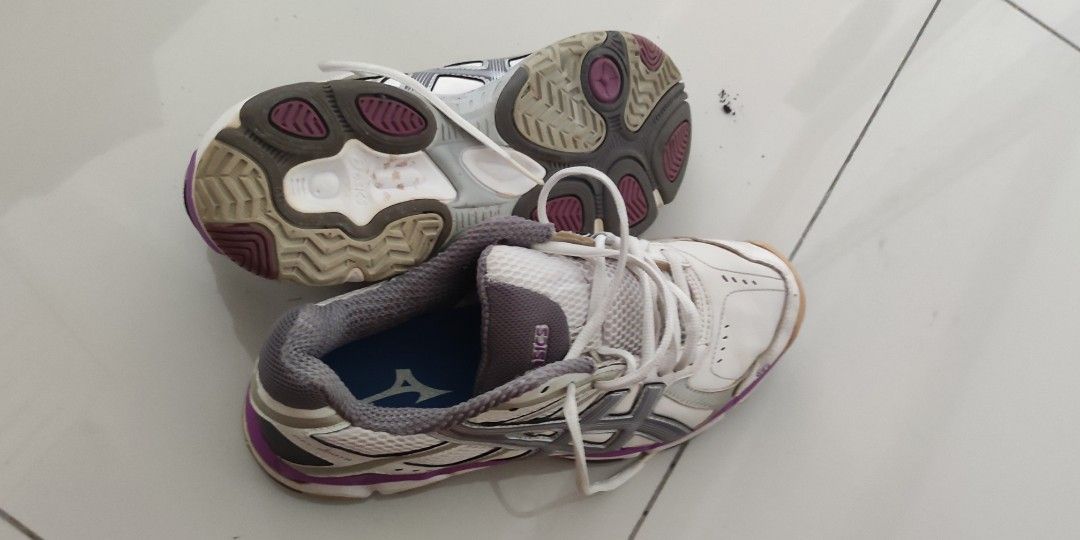Asics couct kasut 7uk dewan, Sports Equipment, Sports & Games, Racket ...