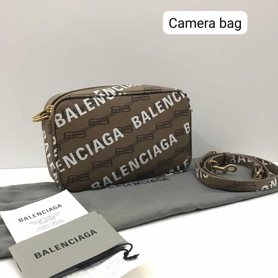 balenciaga monogram, Barang Mewah, Tas & Dompet di Carousell