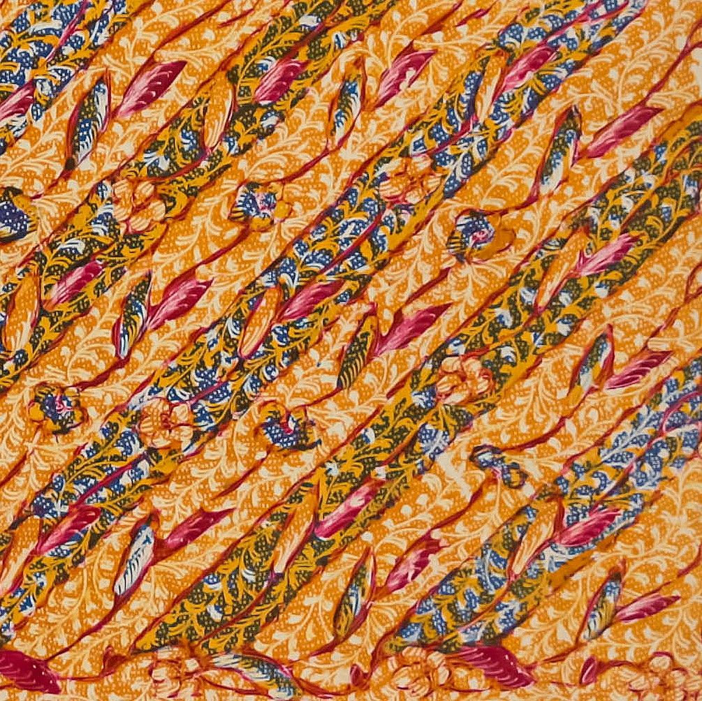 Batik tulis Lawas Gendongan Lasem kuning, Antik, Pajangan di Carousell