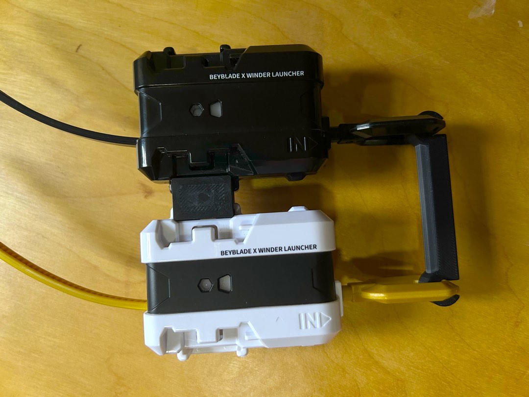 Beyblade Ripper Sparking Funsters Beyblade LR Ruler Set Ripcord ...