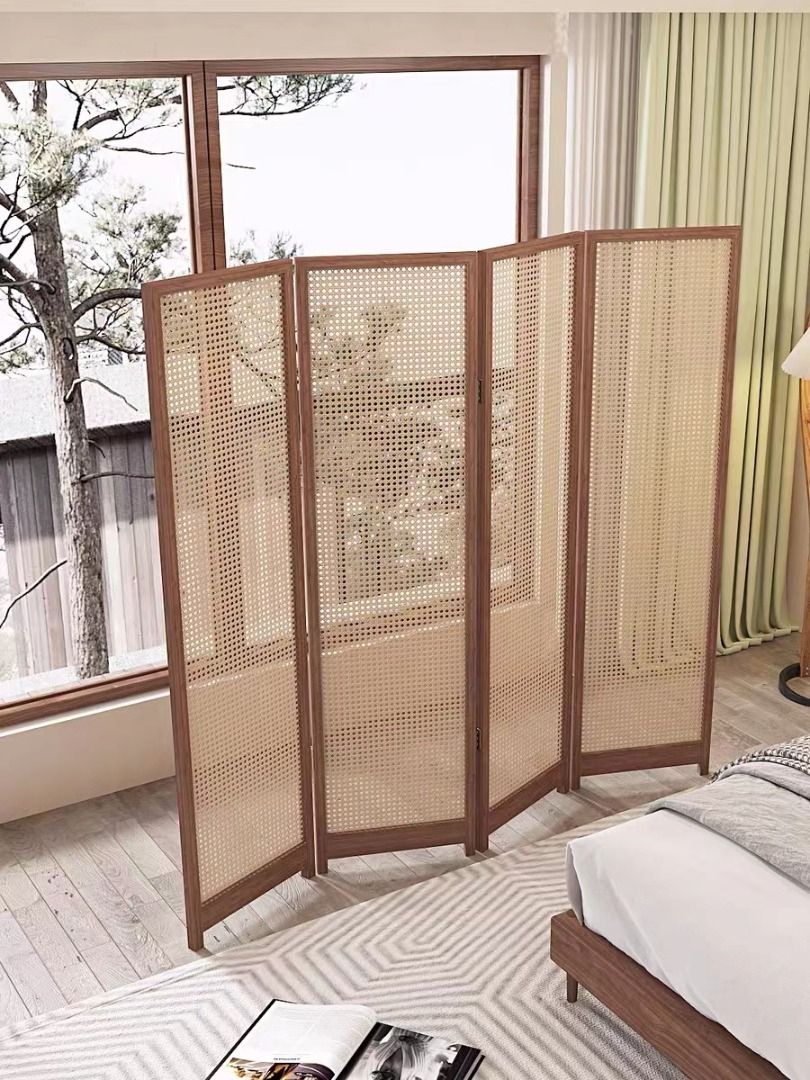 Carolee Panel Folding Room Divider, 傢俬＆家居, 家居裝飾, 家居裝飾 - 其他 - Carousell
