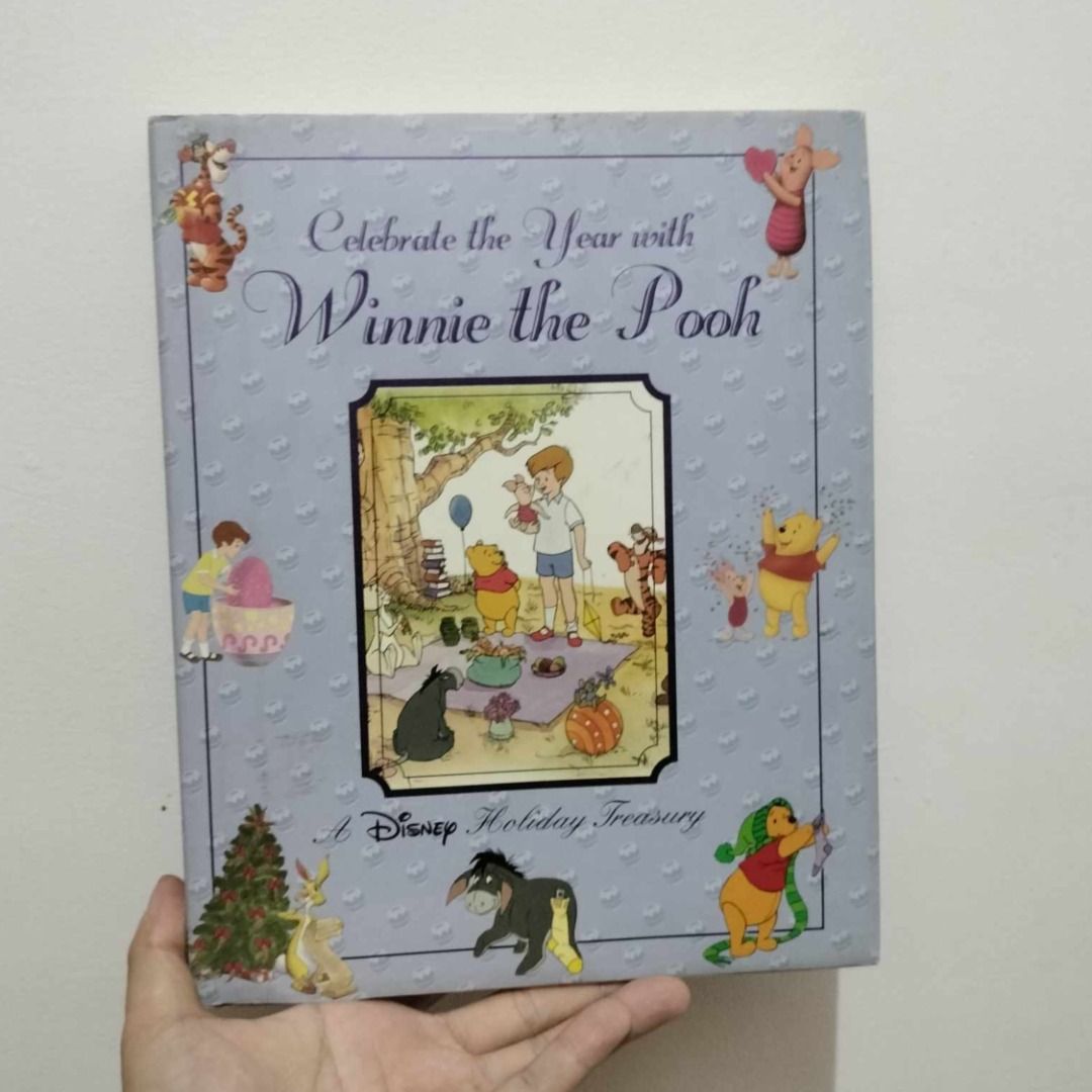 CELEBRATE THE YEAR WITH WINNIE THE POOH: A Disney Holiday Treasury ...